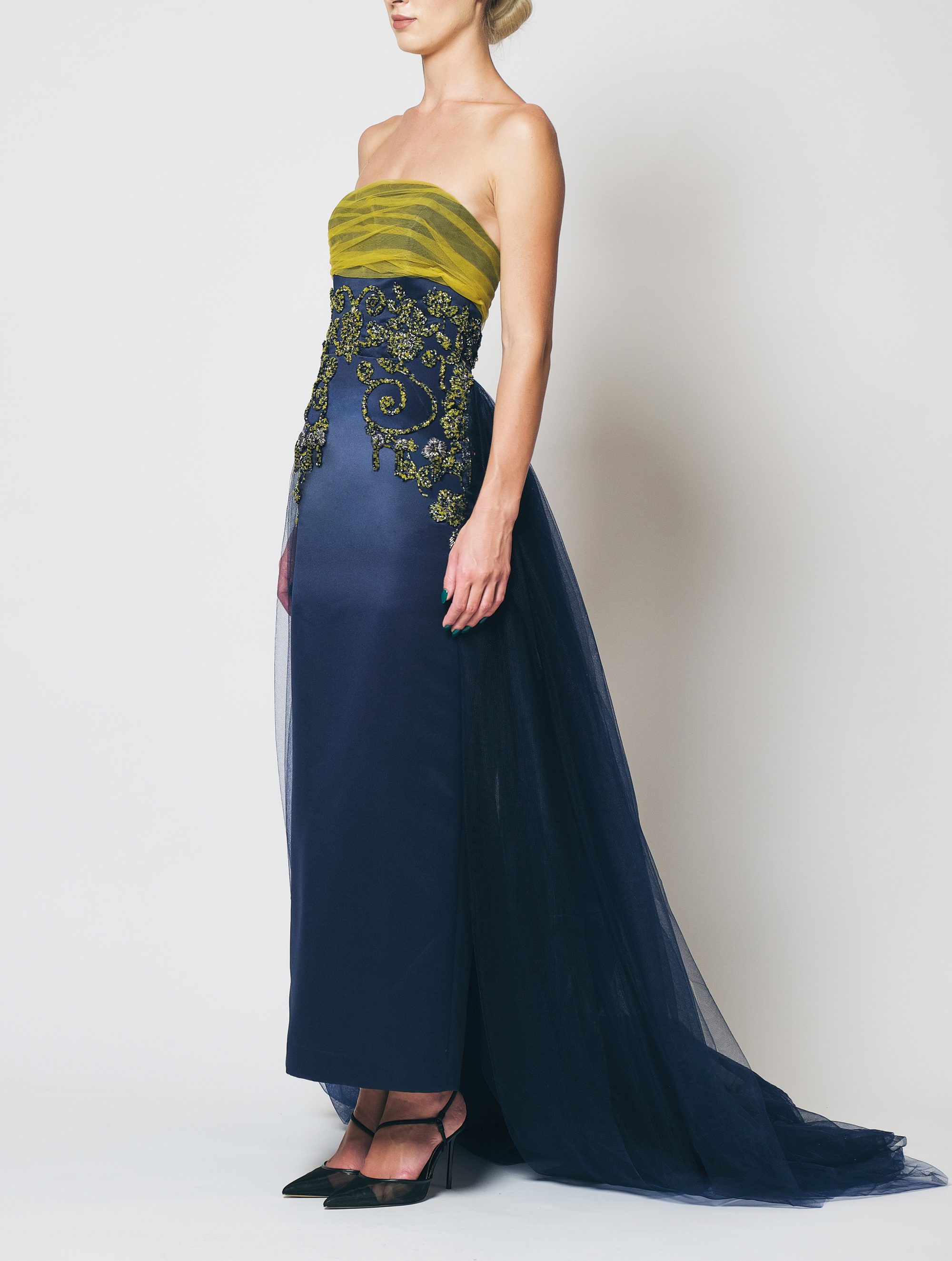 NANCY GOWN - Farah Almesbah