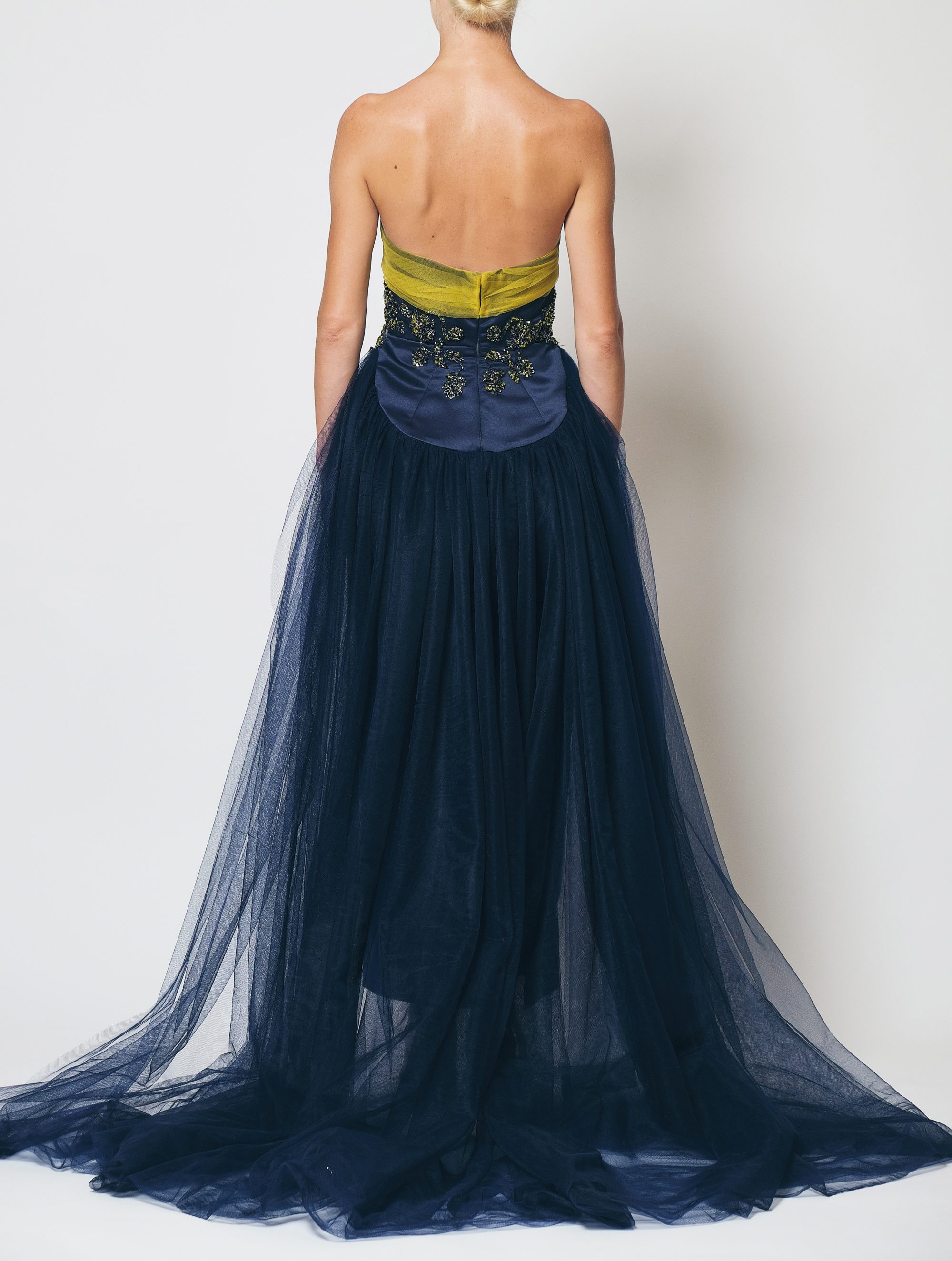 NANCY GOWN - Farah Almesbah